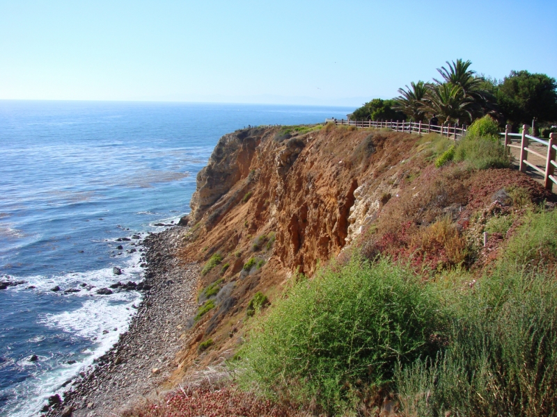 The cliffs in Palos Verdes, California | Qwik Focus Photography